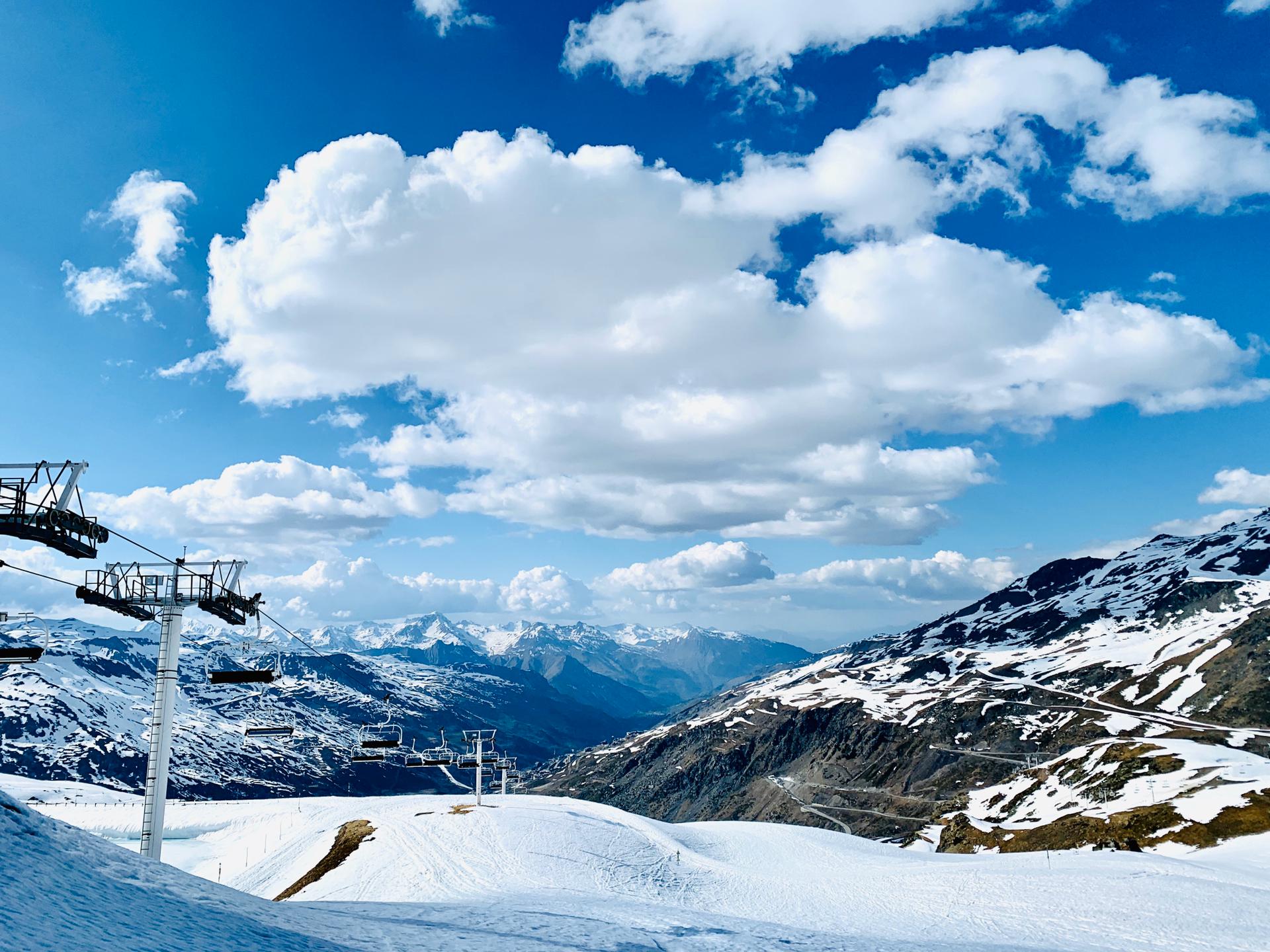 Why not choose a small village for your next ski holiday? | Sunweb Blog
